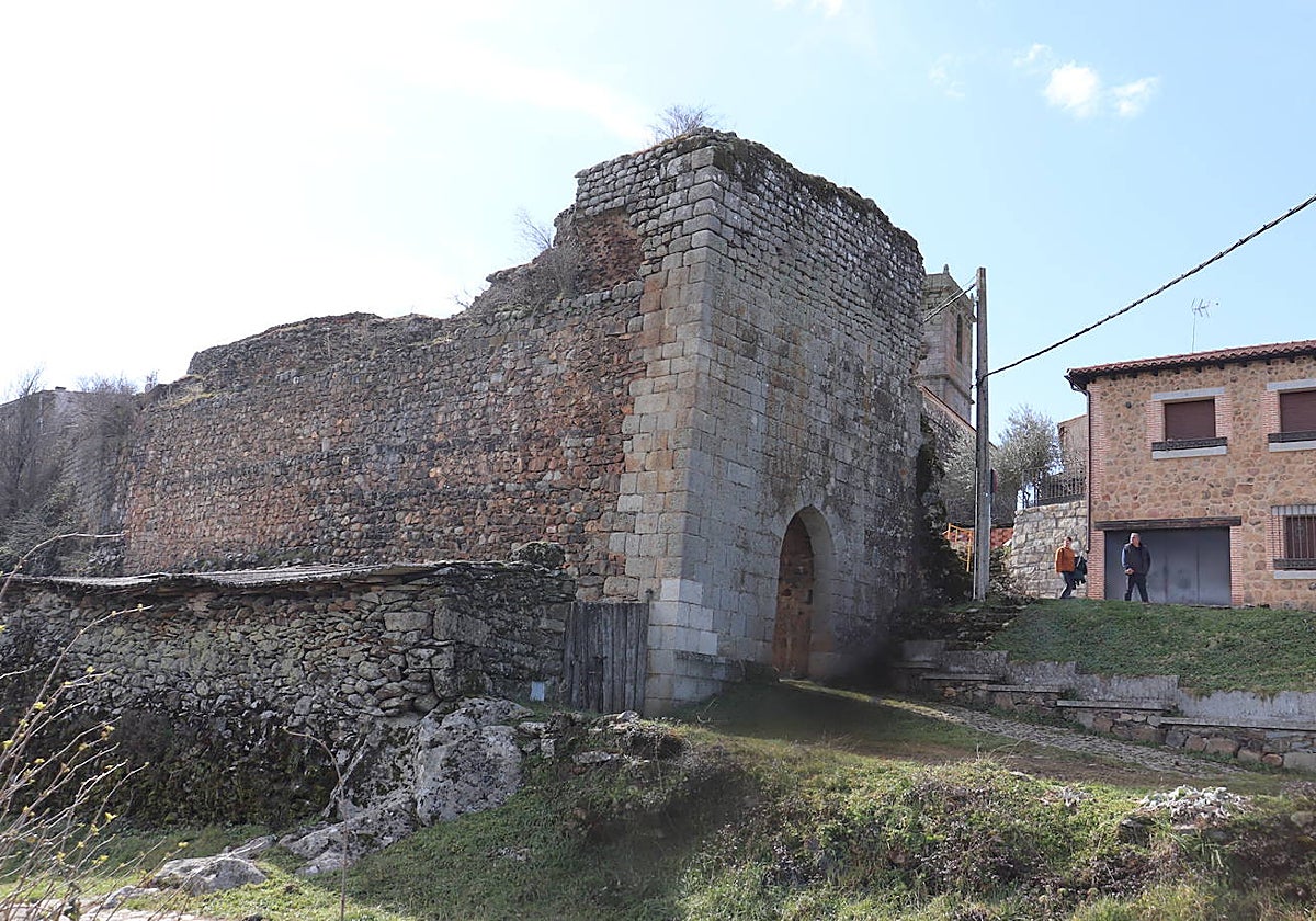 Monleón busca en Europa los casi tres millones de euros necesarios para consolidar la muralla ...